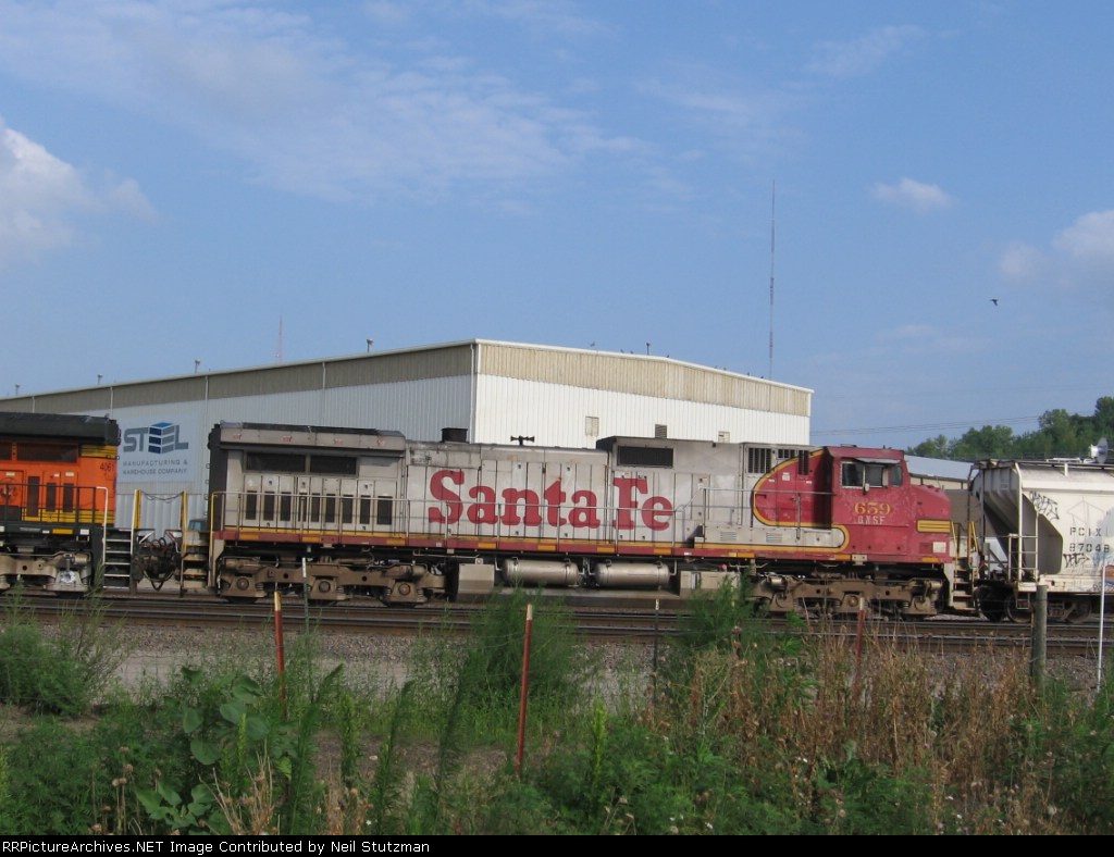 BNSF 659